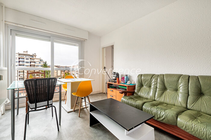 Appartement à vendre - Limoges, CHU - 1 pièce - 1 chambre