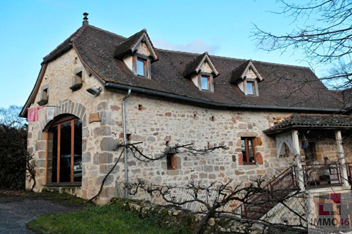 Maison à vendre - Le Bourg - 8 pièces - 4 chambres