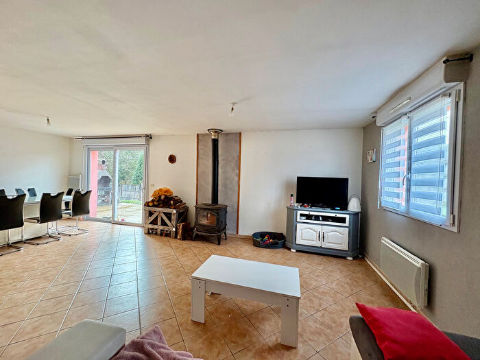 Maison à vendre - Plancher-Bas - 6 pièces - 4 chambres