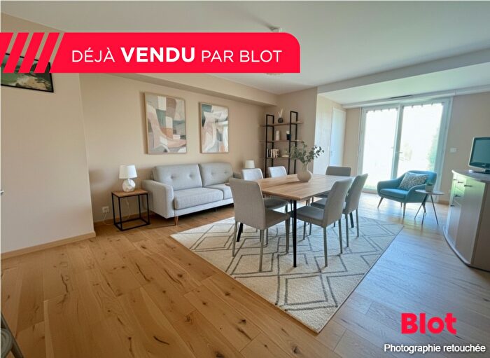 Montauban-de-Bretagne : Appartement 2 pièces à vendre