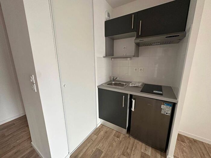 Appartement 1 pièce à Faubourg Saint Catherine-Faubourg de Paris-Le Vignole, Valenciennes, à louer