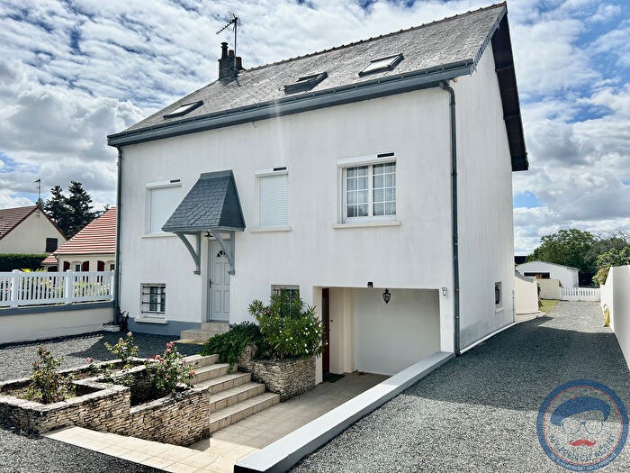 Maison 11 pièces à La Ville-aux-Dames, à vendre
