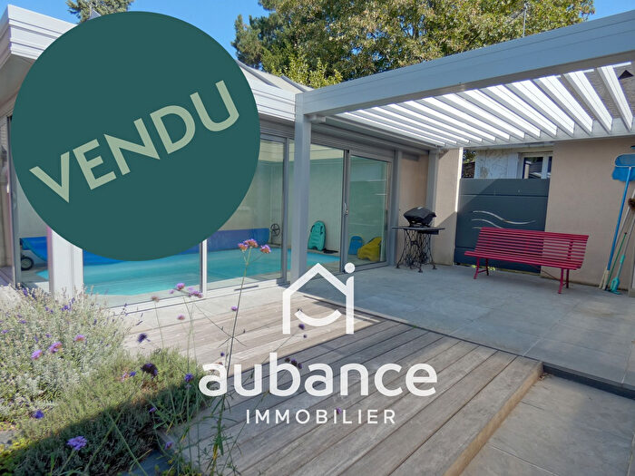 Maison à vendre - Juigné-sur-Loire - 5 pièces - 4 chambres