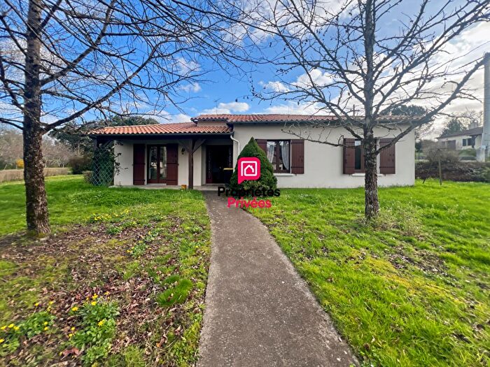 Maison à vendre - Auros - 5 pièces - 3 chambres