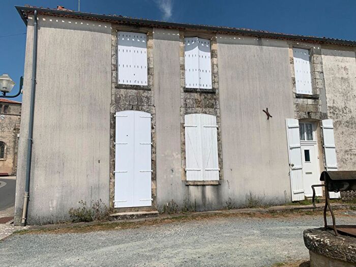 Maison à vendre - Bourneau - 8 pièces - 4 chambres