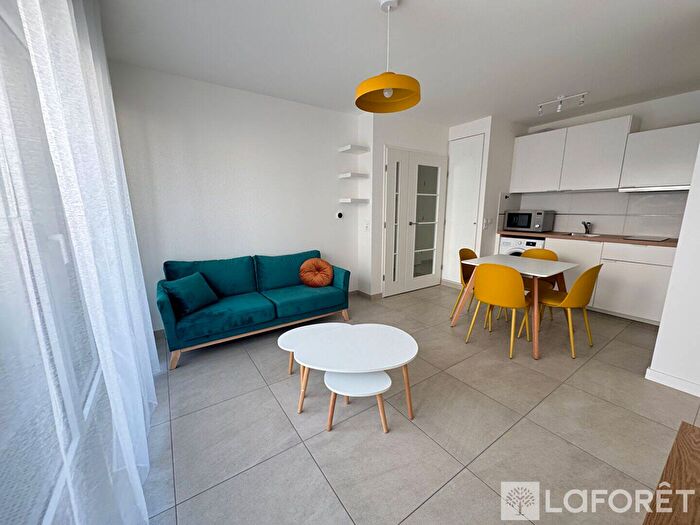 Voltaire-Grésillons, Asnières-sur-Seine : Appartement 2 pièces à louer