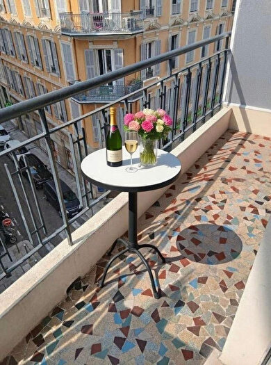 Appartement à vendre - Nice, Promenade des Anglais, Rue de France - 2 pièces - 1 chambre