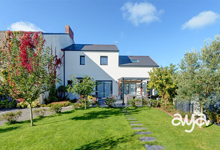 Maison à vendre - Le Temple-de-Bretagne - 5 pièces - 4 chambres