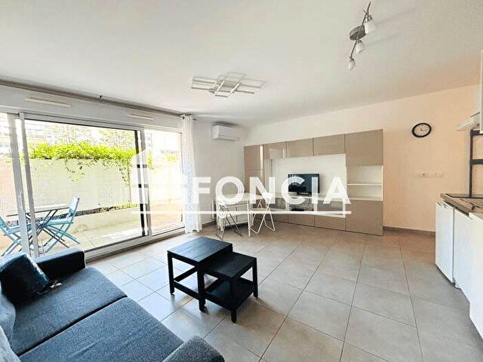 Appartement à louer - Place dArmes, Toulon - 1 pièce