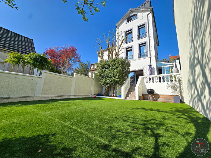 Maison à vendre - Fontenay-sous-Bois, Rigollots - 7 pièces - 5 chambres