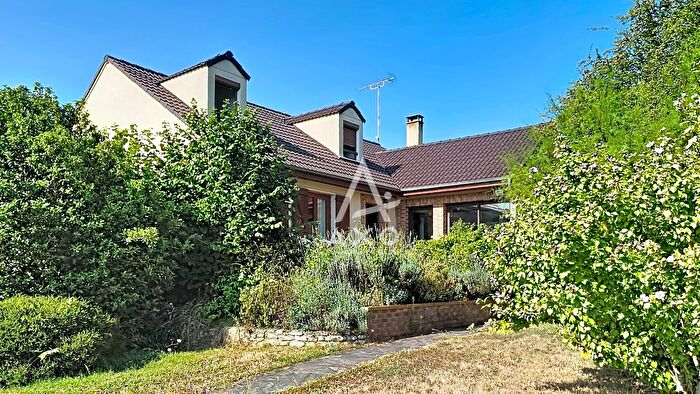 Maison 7 pièces à La Chapelle-Saint-Sépulcre, à vendre