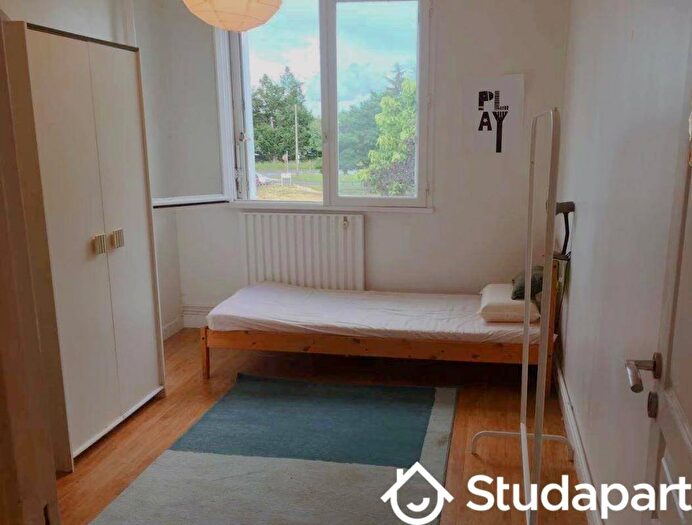 Appartement à louer - Saige Sud, Pessac - 1 pièce - 5 chambres