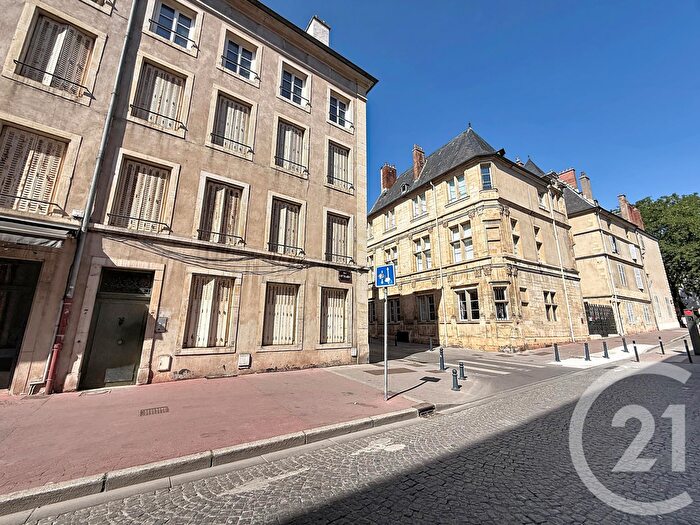 Appartement 2 pièces à Nancy, Ville vieille, Léopold, à vendre