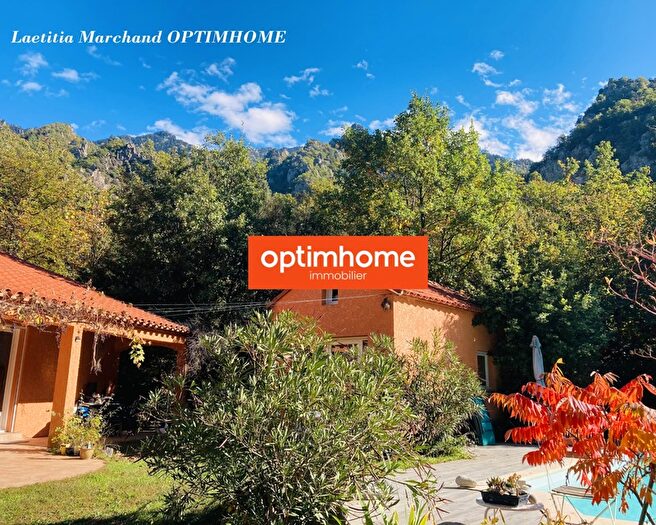 Maison à vendre - Casteil - 7 pièces - 4 chambres