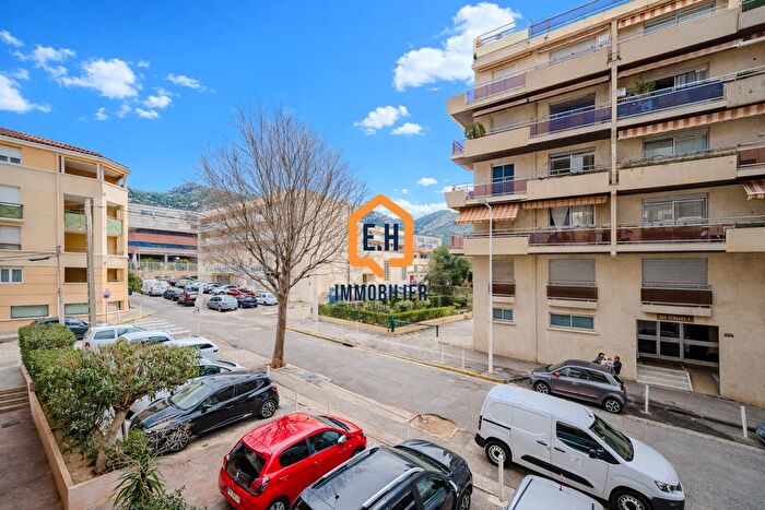 Appartement à vendre - Toulon - 3 pièces - 2 chambres