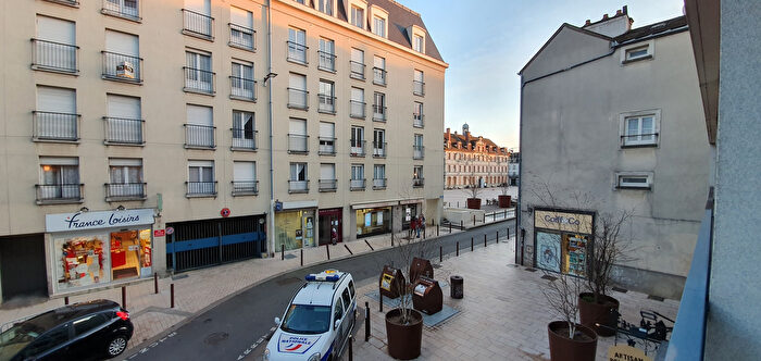Fontainebleau, Centre-ville - Appartement 3 pièces à vendre