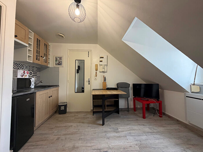 Appartement 1 pièce à louer à Amiens, Saint-Anne, Fb Noyon