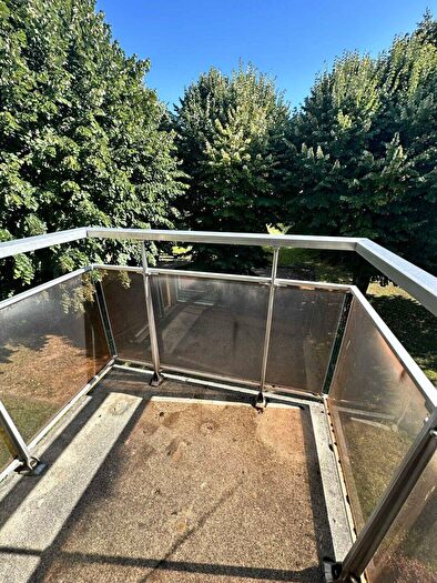 Appartement à louer - Oiselet la Grive, Bourgoin-Jallieu - 2 pièces - 1 chambre