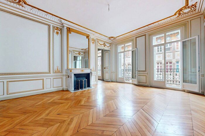 Appartement à louer - Paris ème arrondissement - 7 pièces - 5 chambres