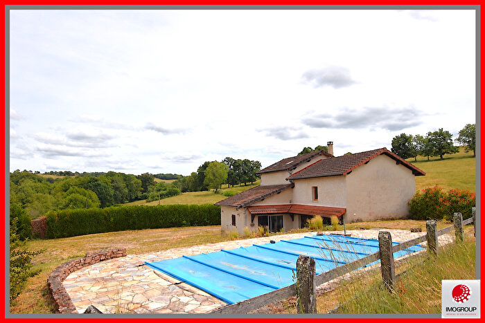 Maison 5 pièces à vendre à Saint-Martin-d'Estréaux