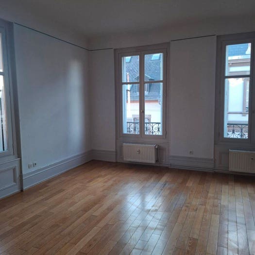 Appartement 7 pièces à louer à Strasbourg