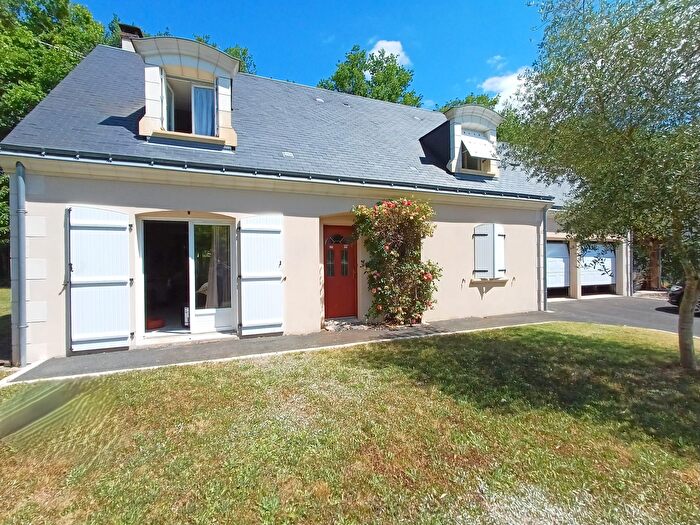 Maison à vendre - Azay-le-Rideau - 7 pièces - 5 chambres