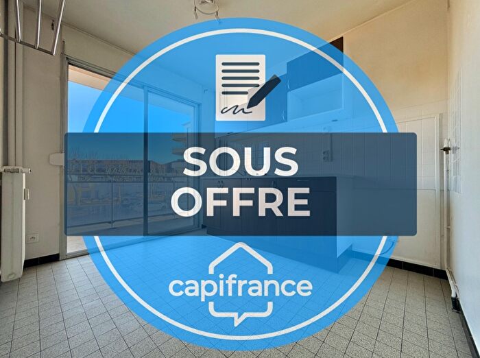 Appartement à vendre - Roanne, Gare - 1 pièce