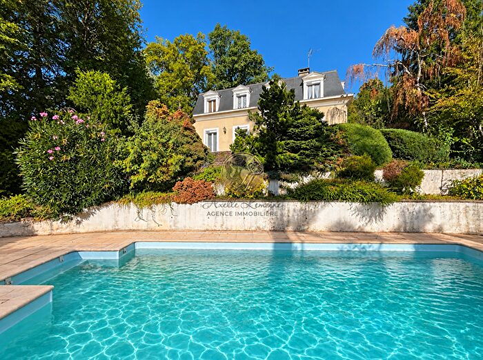 Charbonnières-les-Bains : Maison 7 pièces à vendre