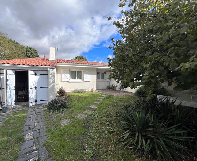 Centre Ville, Saint-Médard-en-Jalles - Maison 4 pièces à louer