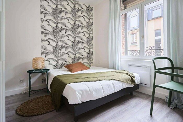 Appartement à louer - Saint Pierre, Amiens - 1 pièce