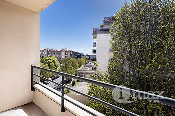Suresnes, Centre-ville : Appartement 4 pièces à vendre