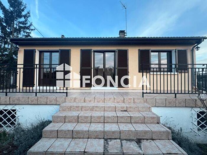 Maison à louer - Champs-sur-Yonne - 3 pièces - 2 chambres