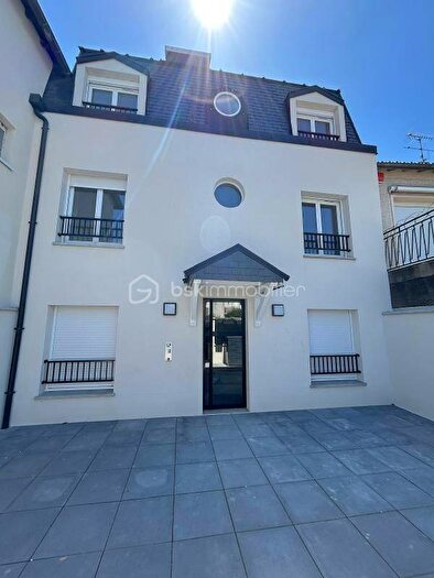 Appartement 3 pièces à Le Cheteau, Villiers-sur-Marne, à louer