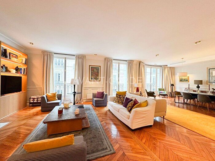 La Plaine des Sablons, Neuilly-sur-Seine : Appartement 7 pièces à louer