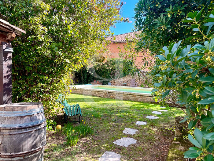 Maison à vendre - Sainte-Cécile-les-Vignes - 6 pièces - 4 chambres