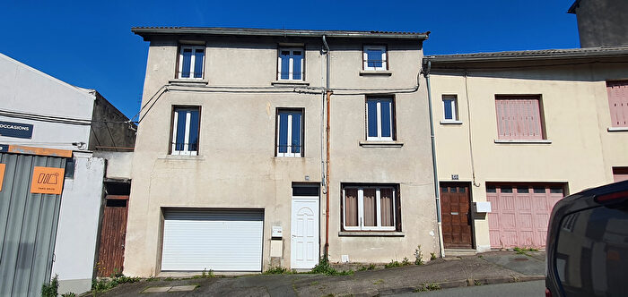 Maison à vendre - Thiers - 14 pièces - 5 chambres