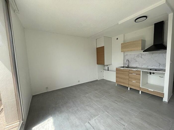 Appartement 2 pièces à louer à Aix-en-Provence, Les Milles