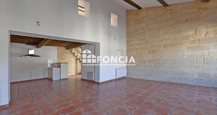 Maisons à vendre et appartements à louer - 1
