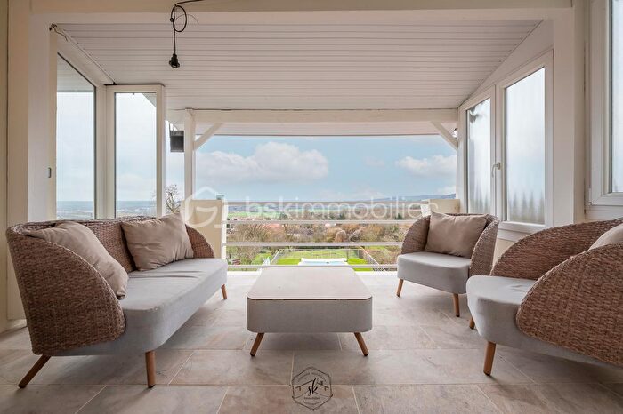 Maison à vendre - Fèves - 8 pièces - 4 chambres