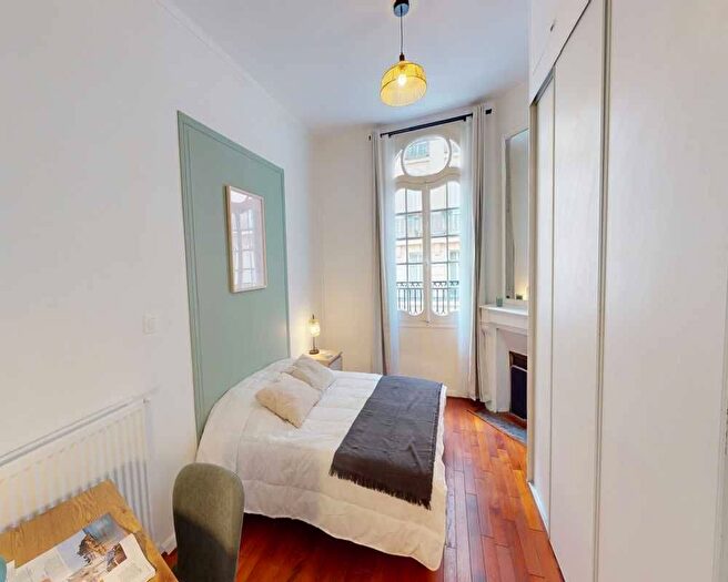 Appartement 4 pièces à louer - La Fourche-Guy Môquet, Paris 17ème arrondissement