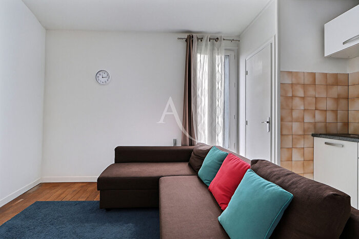 Appartement à vendre - Aubervilliers, Centre-ville, Victor Hugo - 2 pièces - 1 chambre