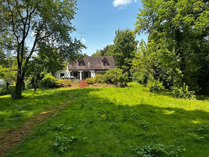 Maison à vendre - Malesherbes - 8 pièces - 5 chambres