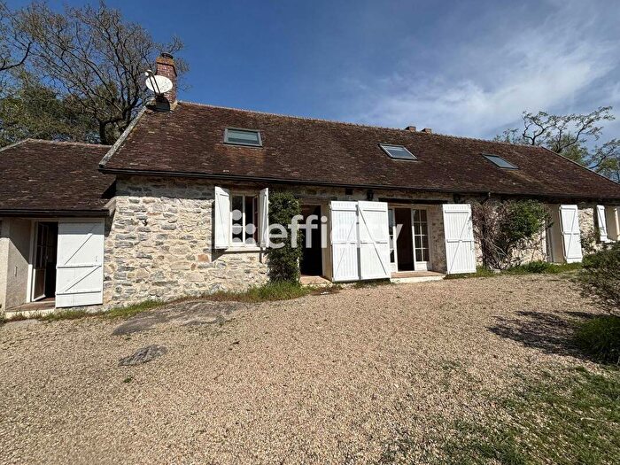 Maison à louer - Mortefontaine - 7 pièces - 4 chambres