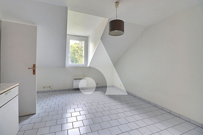Méry-sur-Oise - Appartement 1 pièce à louer