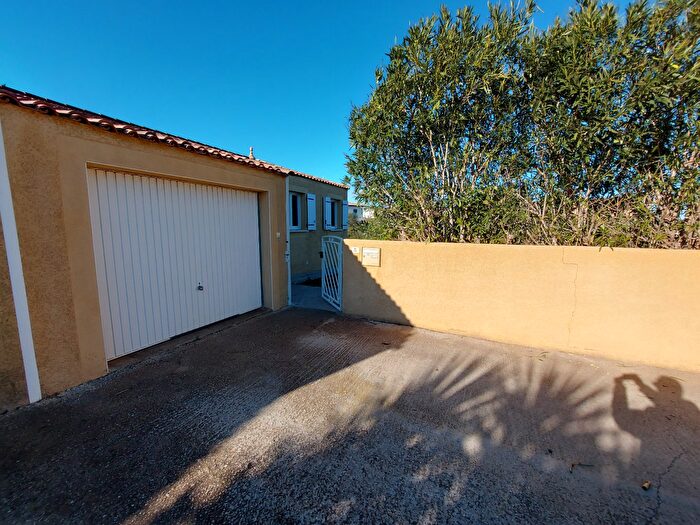 Maison à louer - Pinet - 5 pièces - 3 chambres