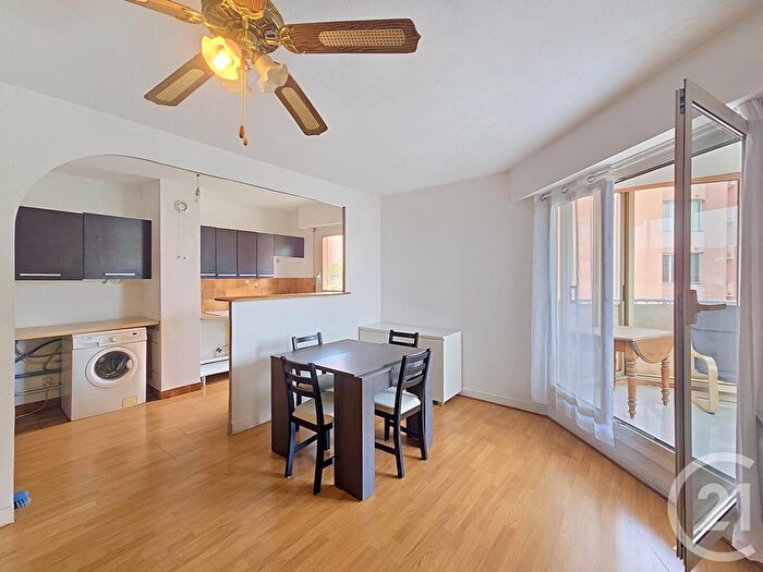Saint-Laurent-du-Var, Tuilière, Sainte-Petronille, Les Crottes, Tour, Iscles - Appartement 3 pièces à vendre