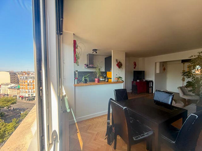 Appartement 2 pièces à Paris 18ème, Jules Joffrin, à vendre