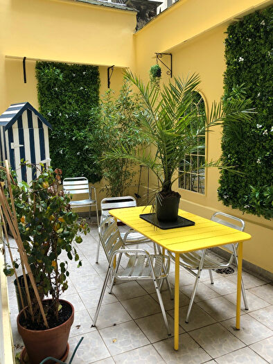Paris 17ème, La Fourche, Guy Moquet : Appartement 1 pièce à louer