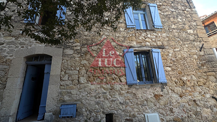 Grasse, Magagnosc, Saint-Mathieu : Maison 2 pièces à vendre