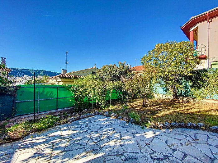Nice, Saint-Lambert, Bas-Cimiez : Appartement 3 pièces à vendre